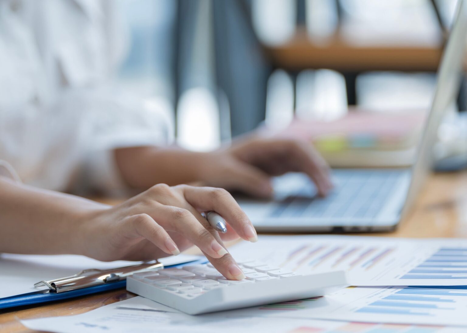 Reverse-Charge-Verfahren einfach erklärt | Datax